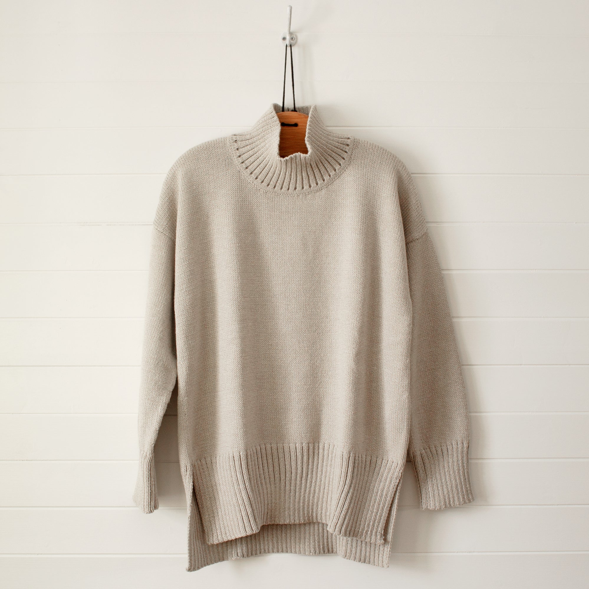 SWEATERS– Paddye Mann